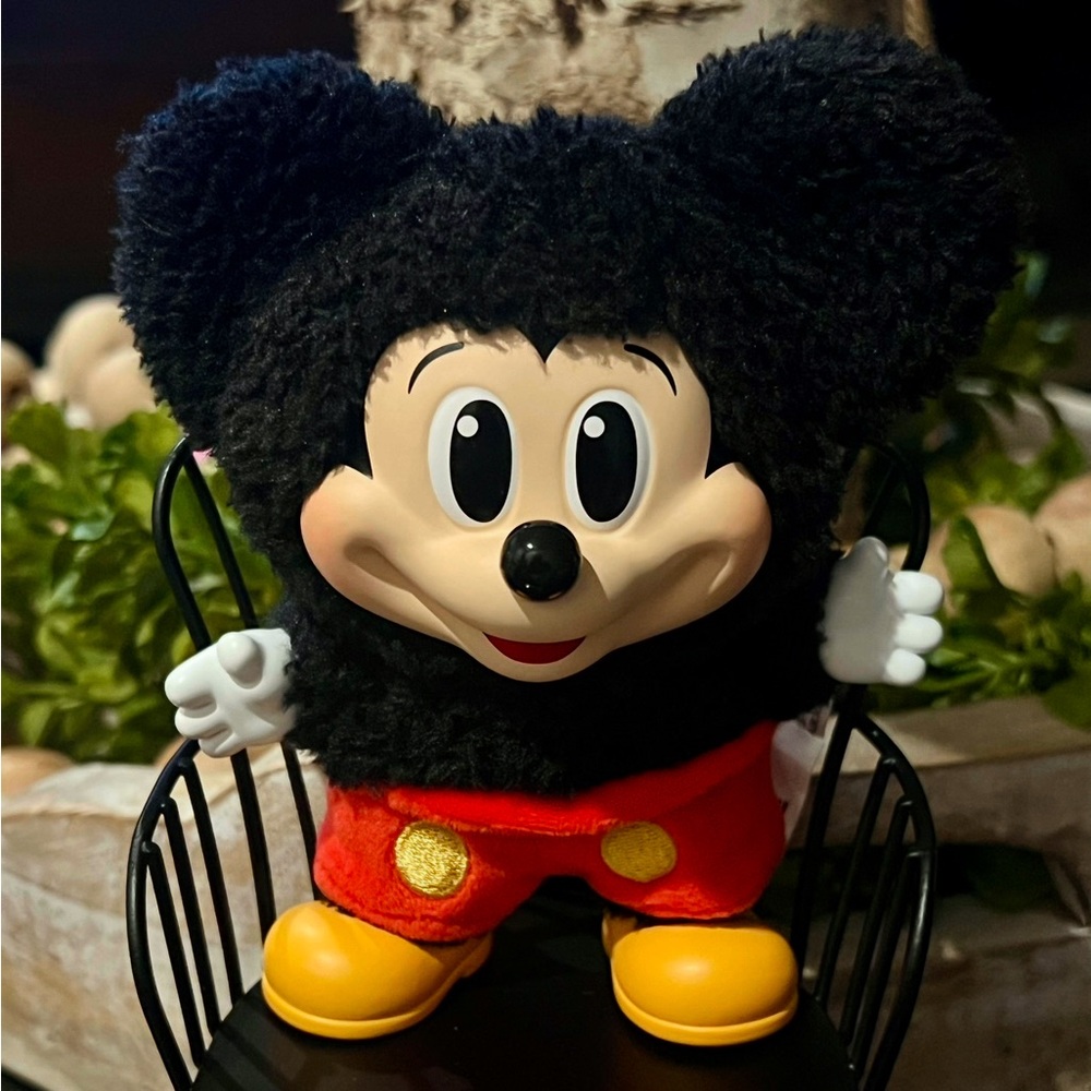 Pop Mart Disney Mickey Series Plush Keychain - Gem